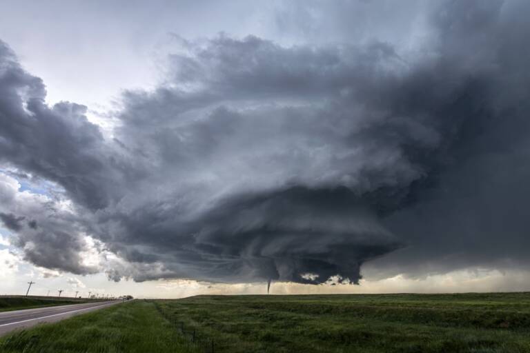 Tornado a Roma: le immagini della tromba d'aria