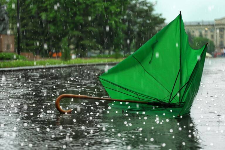 Meteo, fronte freddo sull'Italia in settimana: grandinate e temporali