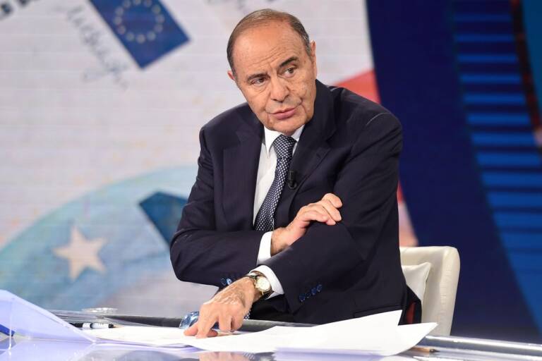 Bruno Vespa ospita mamma Catherine della famiglia nel bosco