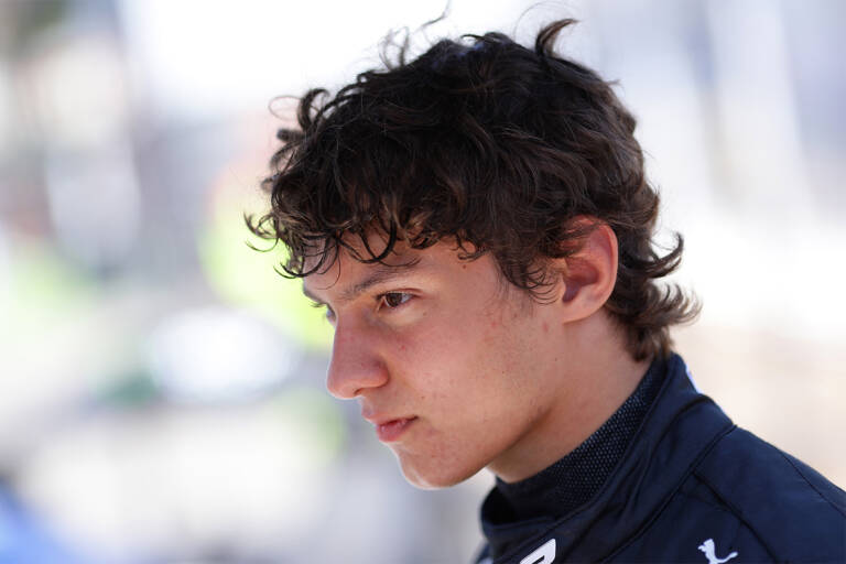 Kimi Antonelli: debutto straordinario in F1, il mondo scopre il Verstappen italiano