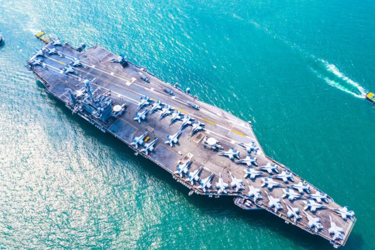 Marina militare Italia, la nuova super-nave da guerra: 30 velivoli e F-35