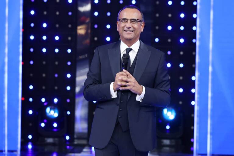 Carlo Conti, cachet Festival di Sanremo 2025: quanto guadagna Carlo Conti, cachet Festival di Sanremo 2025: quanto guadagna