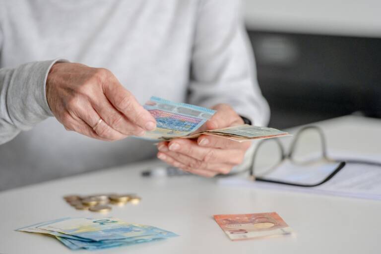 Pensione anticipata 64 anni nel 2026: requisiti, soglie e cosa cambia