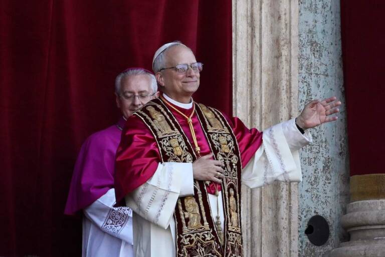 Papa Leone XIV in papamobile per il Giubileo dei Giovani