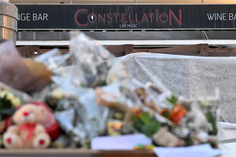 Eleonora Palmieri mostra volto ustionato da rogo Crans-Montana